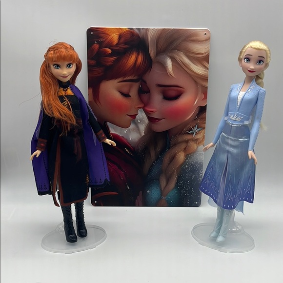 Disney | Toys | Disney Frozen Anna And Elsa Dolls Purple And Blue ...